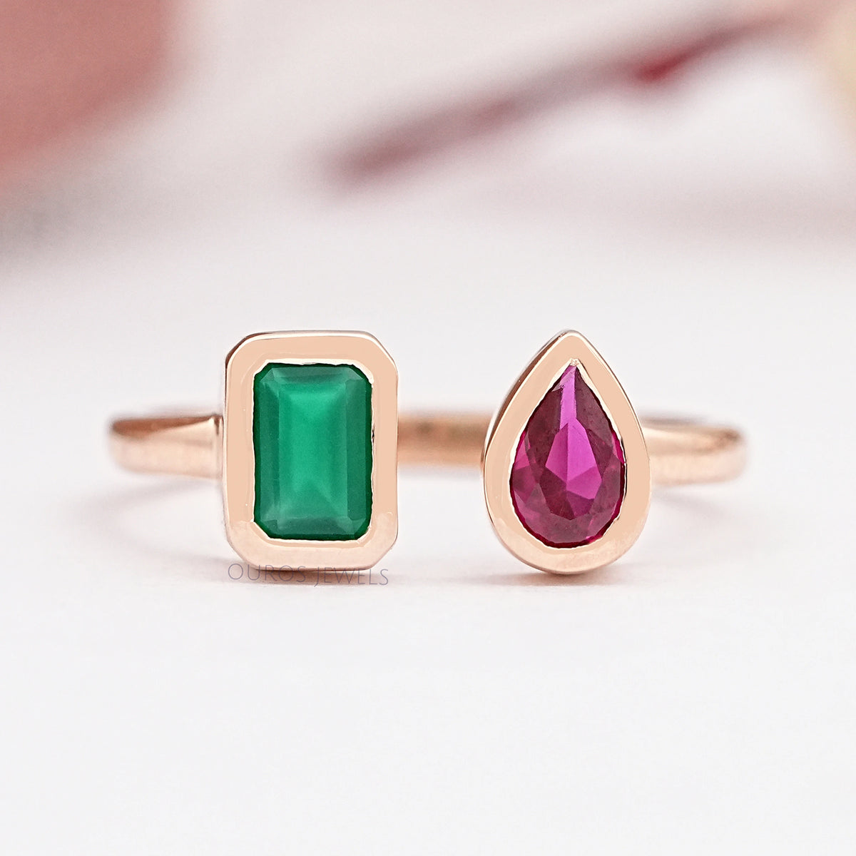 Emerald Gemstone Open Cuff Ring — Ouros Jewels
